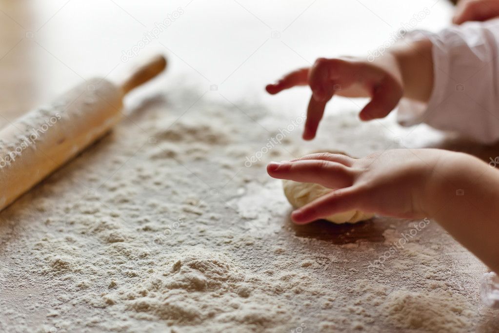 Hands and flour Stock Photo by ©elfrock 71320655