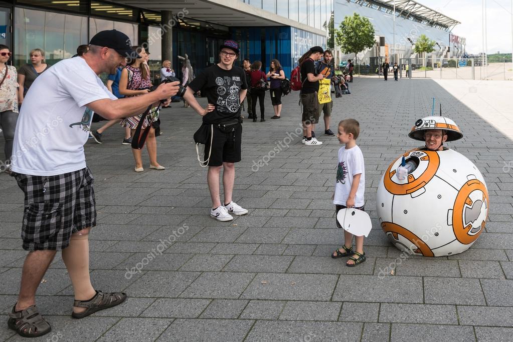 Cosplayer posing during Comic Con Germany in Stuttgart – Stock ...