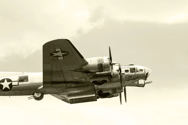 Ww ii b24 Stock Photos, Royalty Free Ww ii b24 Images | Depositphotos