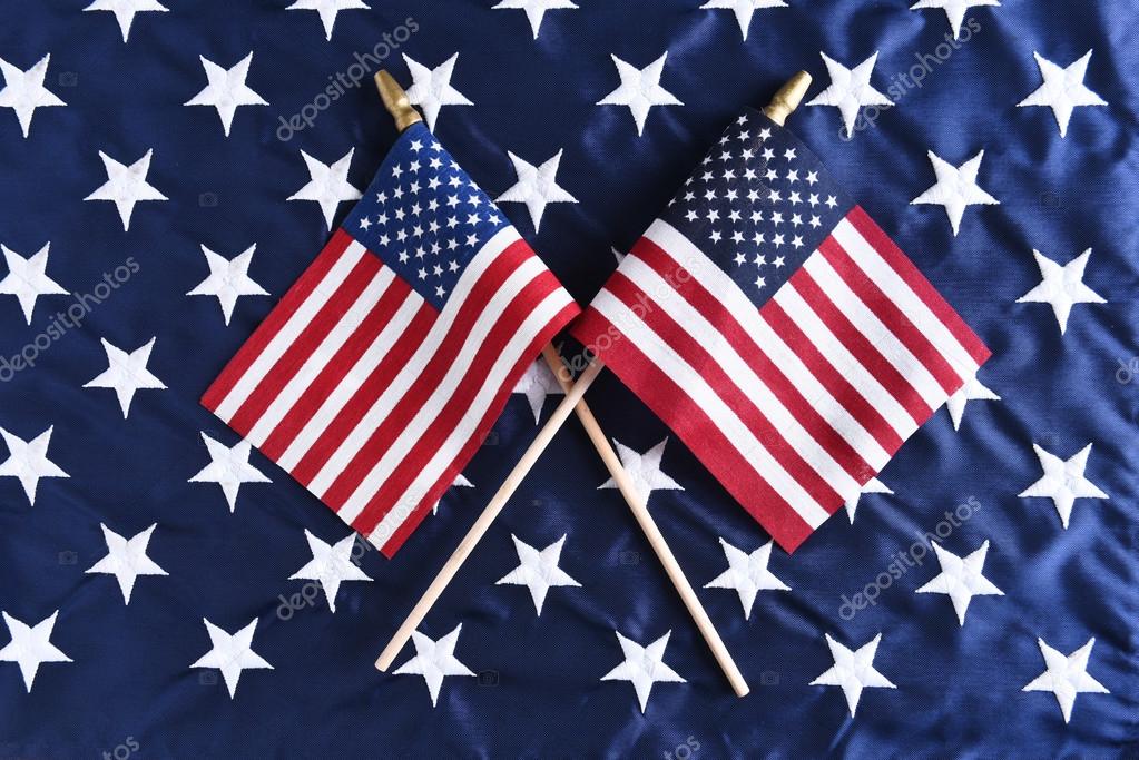 Crossed American Flags Stock Photo by ©scukrov 113355168