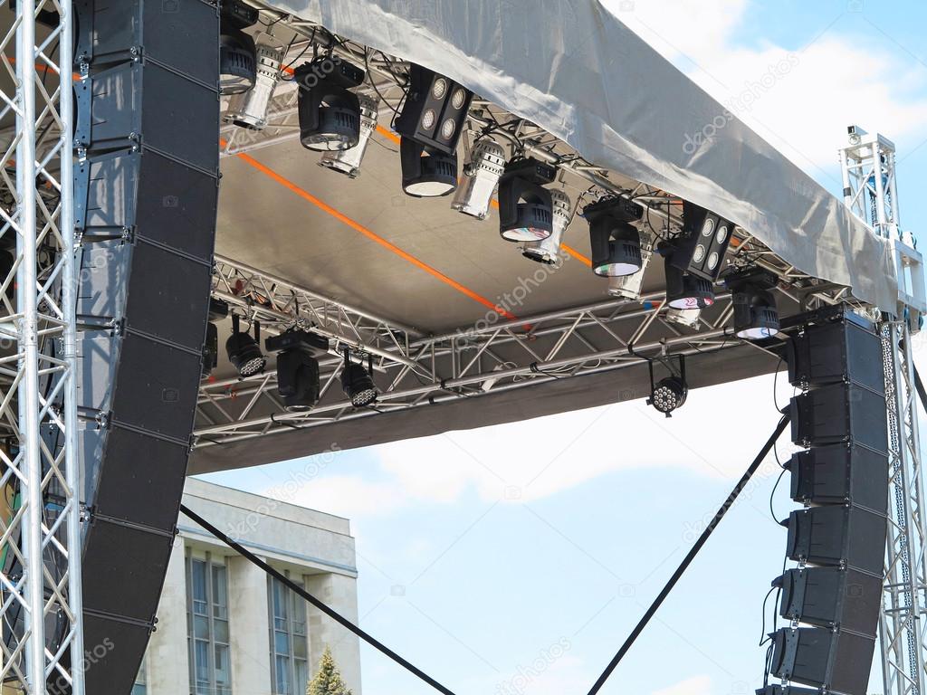 Structures of stage illumination spotlights equipment and speake Stock ...