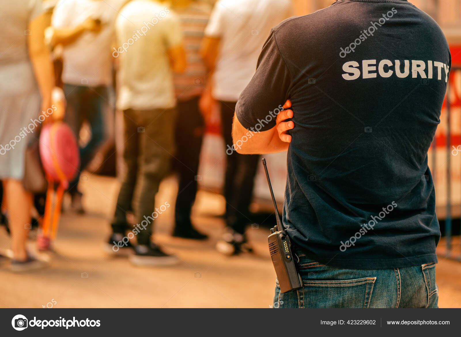 Security Guard Live Festivale Event Standing Front Crowd — Stock Photo ...