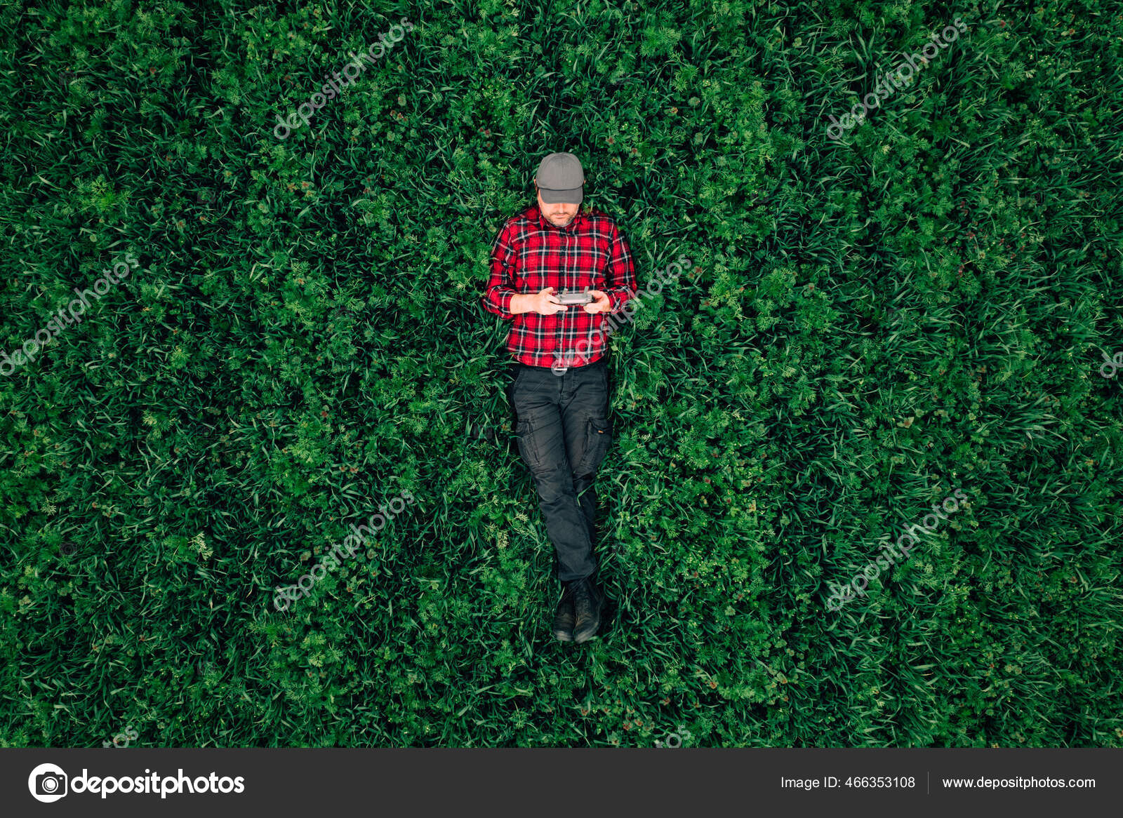 Drone Operator Top View Man Lying Grass Field Using Drone — Stock Photo ...