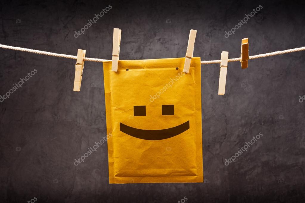 Hanging Emoticon