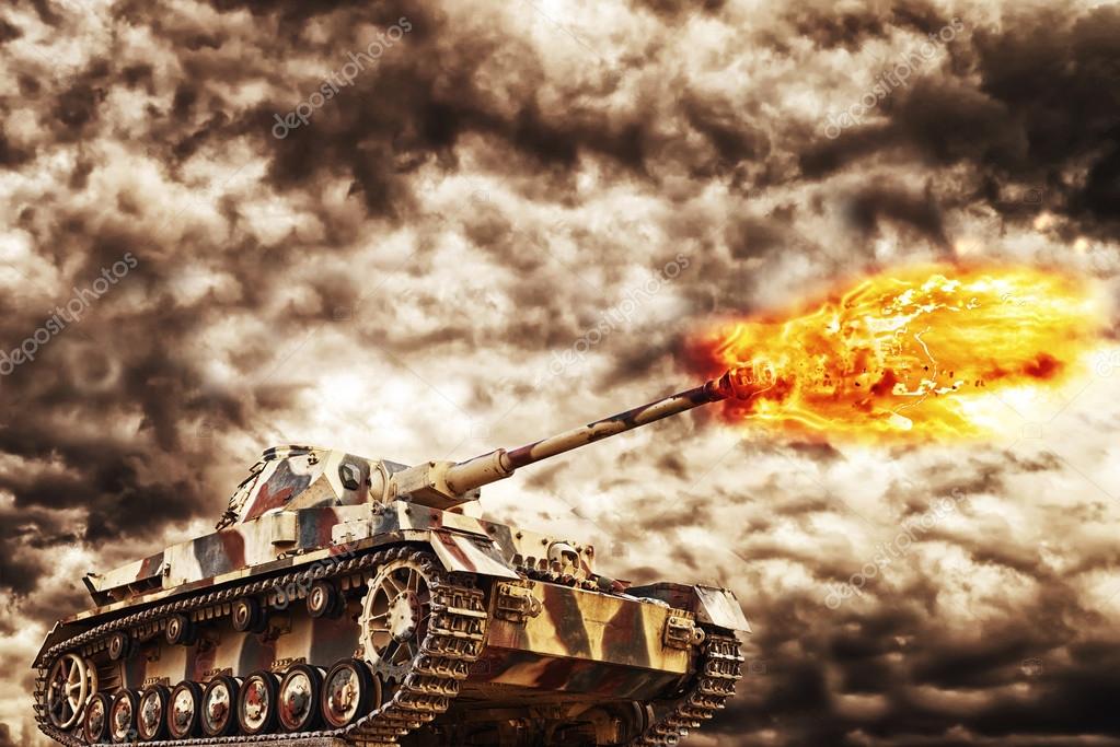 Military Tank Firing Stock Photo by ©stevanovicigor 70261341