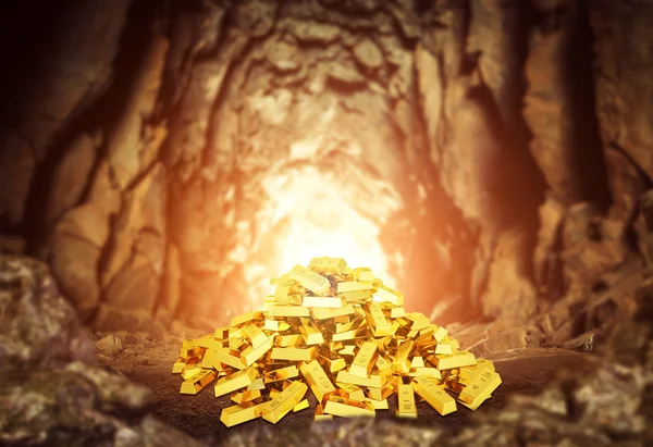 Gold mine with gold background Stock Photos, Royalty Free Gold mine ...