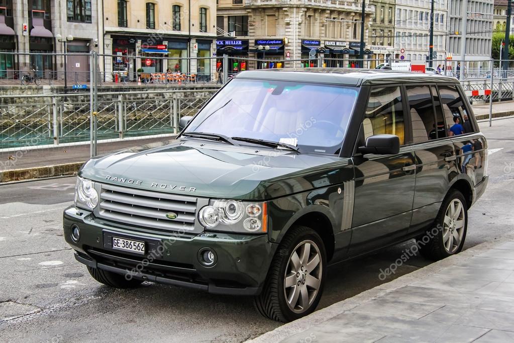 Range Rover – Stock Editorial Photo © Artzzz #79393806