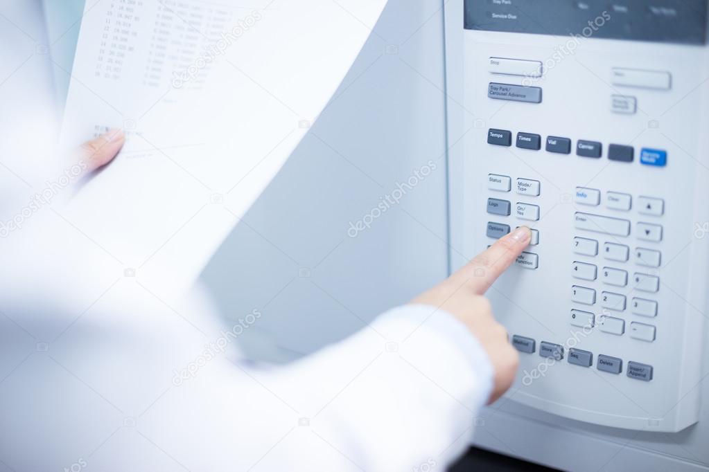 People analysis experimental data in computer in lab Stock Photo by ...