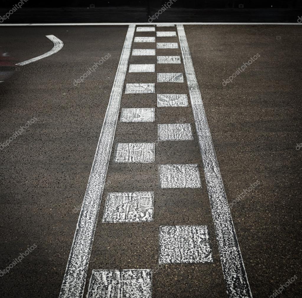 Carrera de coches, línea de meta: fotografía de stock © franckito ...