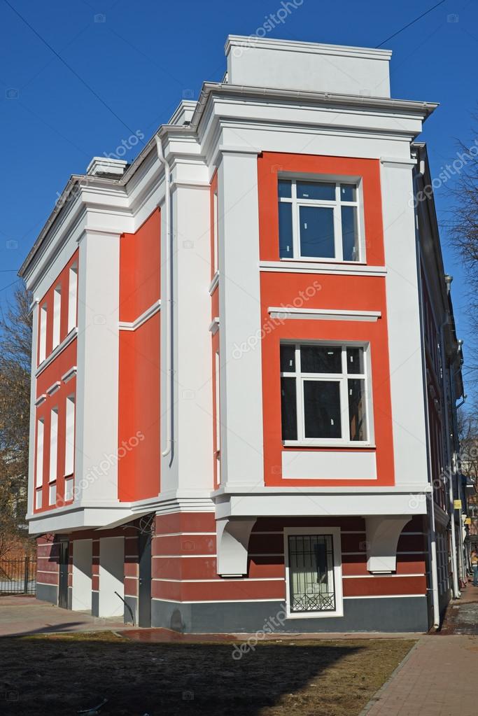 Two-storey modern residential building — Stock Photo © olenka-2008 ...