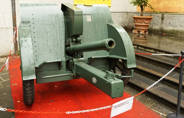 Turret pepoli fotos de stock, imágenes de Turret pepoli sin royalties ...