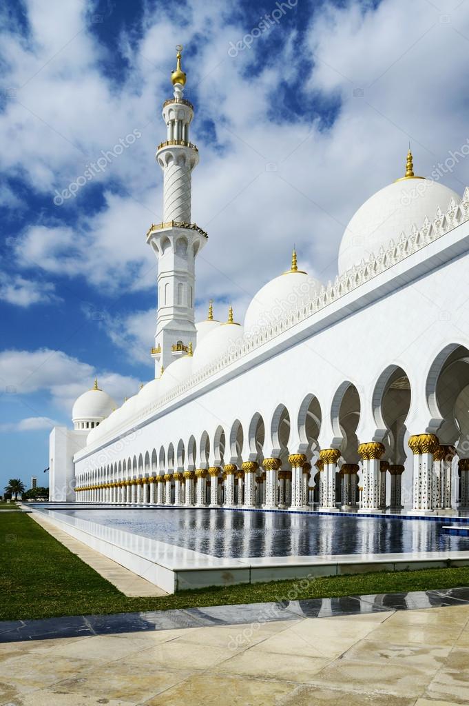 White Mosque – Stock Editorial Photo © ventdusud #61890511