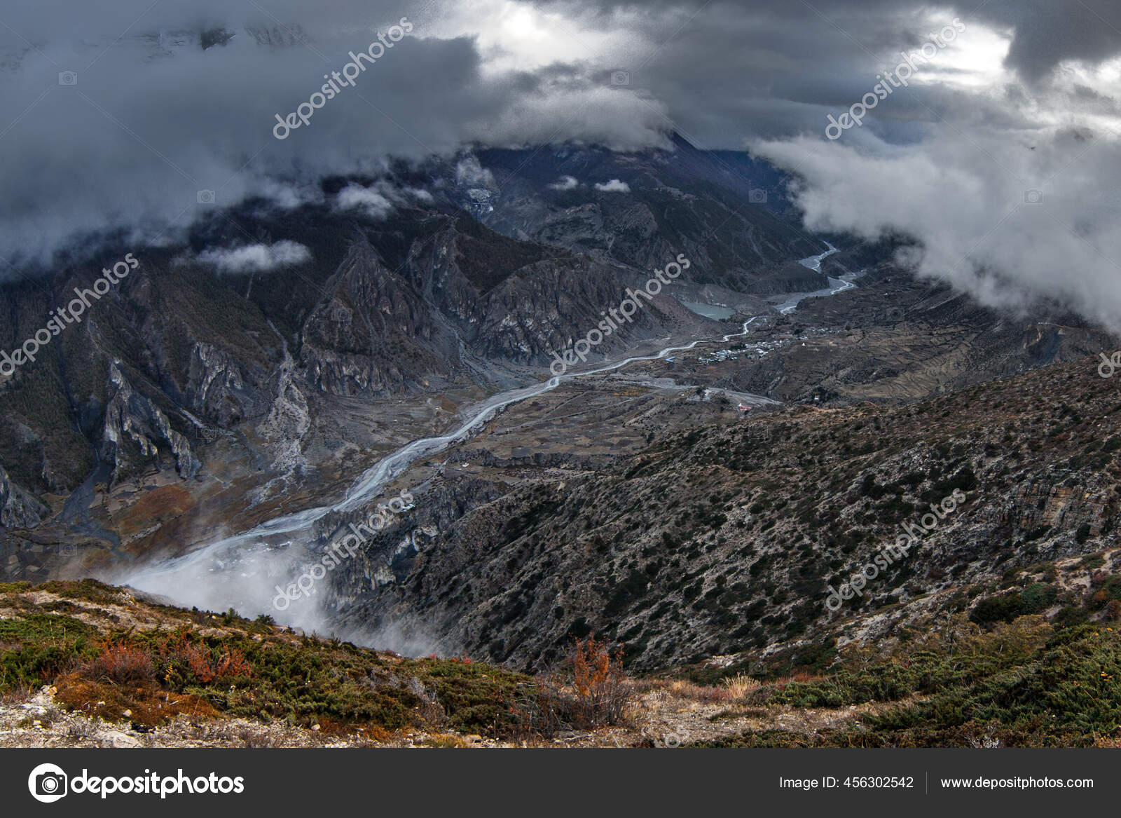 Panoramic View Manang Valley Annapurna Mountains Range Annapurna ...