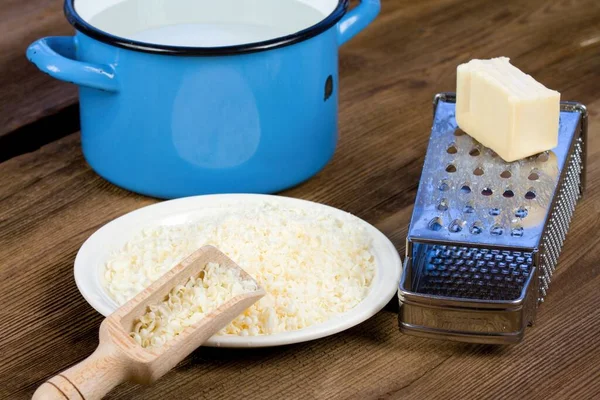 Grated soap for natural laundry. Eco friendly way how to wash laundry ...