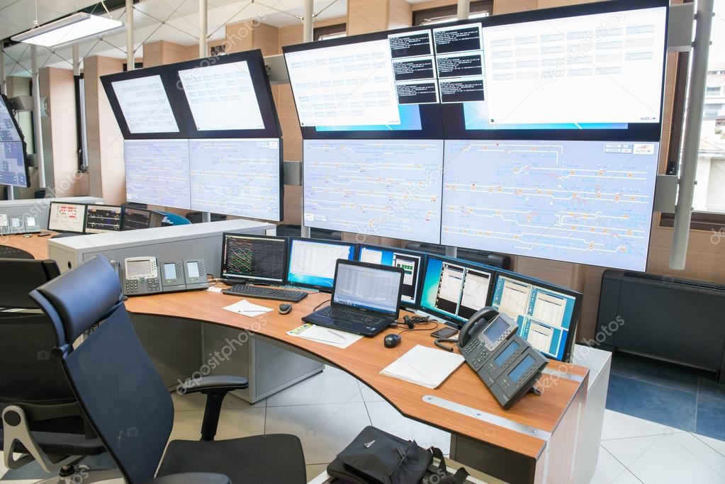 Sala de control — Foto editorial de stock © viappy #58153343