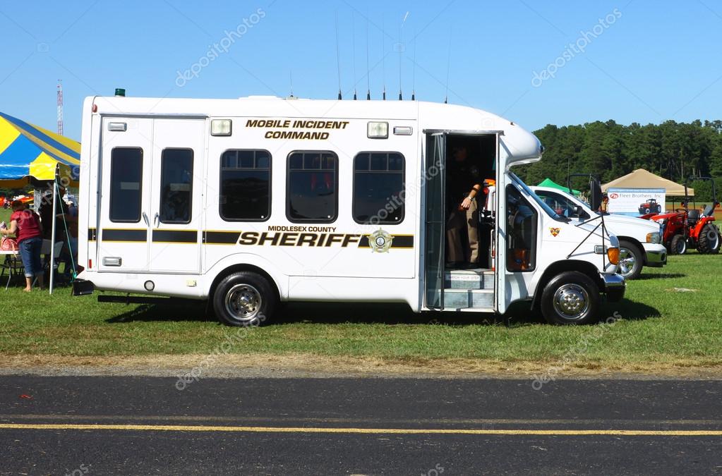 Incident command vehicle – Stock Editorial Photo © ruxpriencdiam #63590799