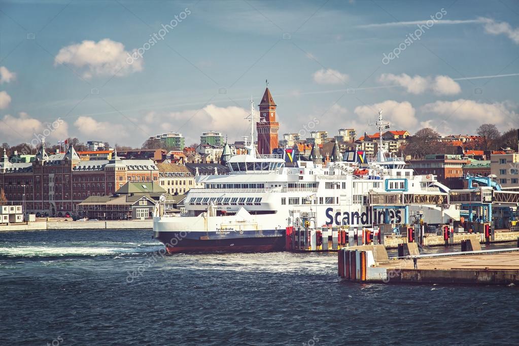 Helsingborg hamn – Redaktionell stockfoto © feferoni #104720970