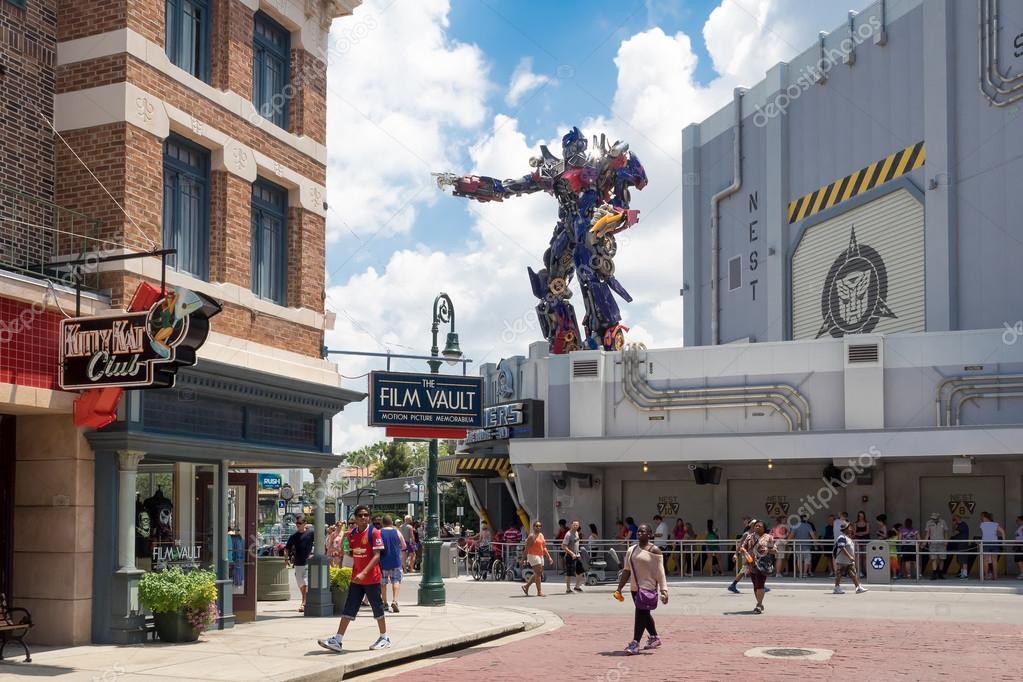 The new Transformers 3D ride at Universal Studios Florida – Stock ...