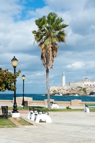 The iconic castle of El Morro, a symbol of Havana — Stock Photo ...