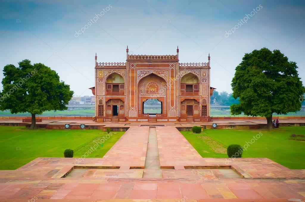 Baby Taj river gate Stock Photo by ©msavoia 58161203