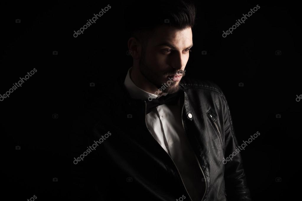Handsome business man looking away from the camera — Stock Photo ...