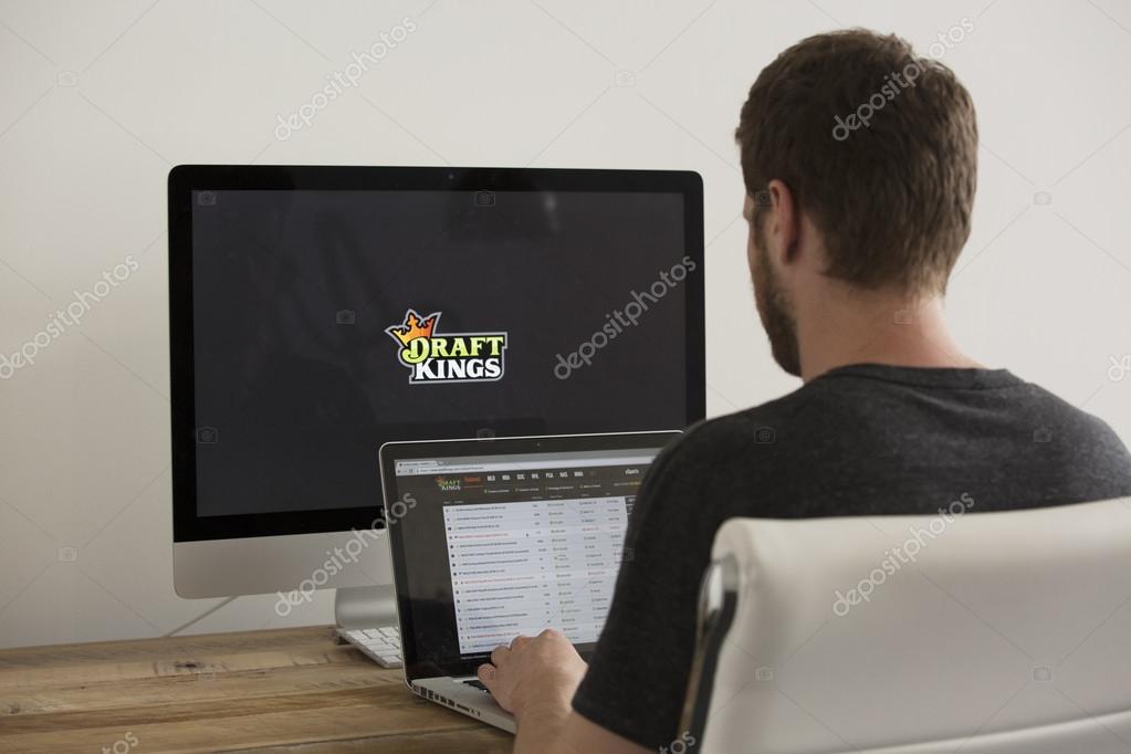 Draftkings user interface. — Stock Editorial Photo © justinkendra ...