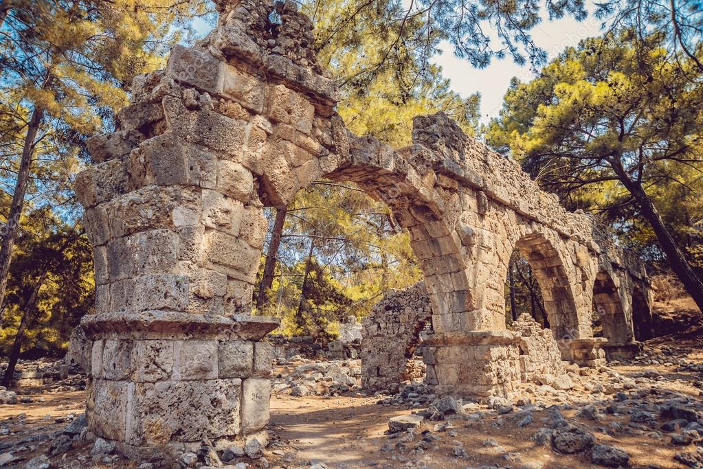 Ancient civilization temple — Stock Photo © Romaset #97383338