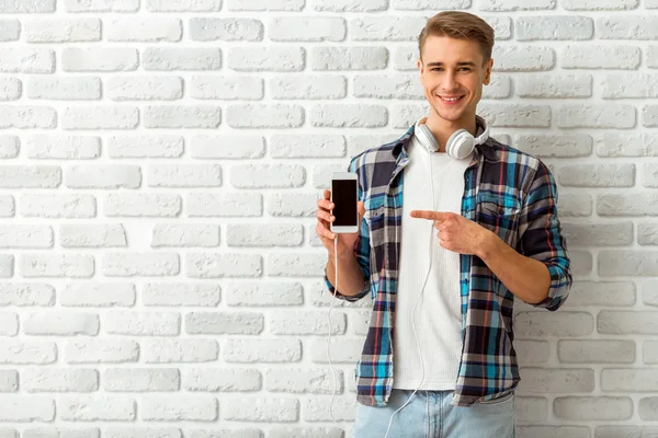 Guy with iphone Stock Photos, Royalty Free Guy with iphone Images ...