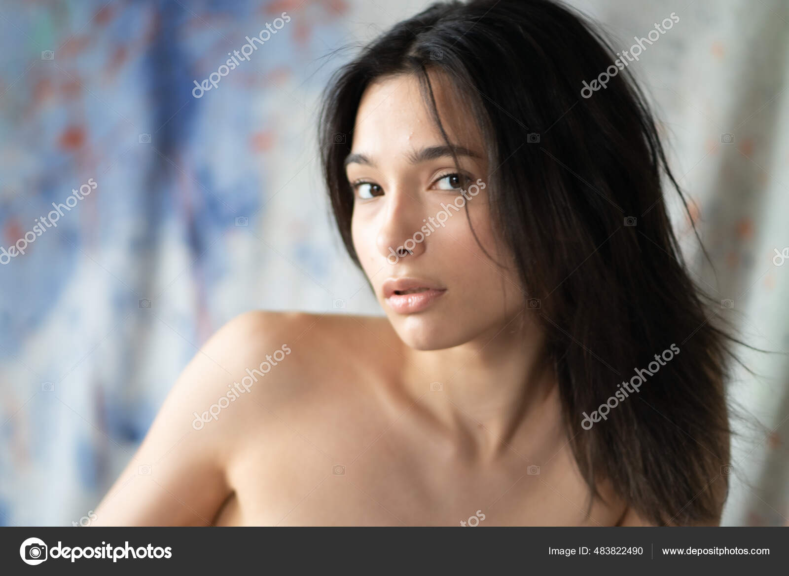 Portrait Young Beautiful Woman Black Hair — Stock Photo © Igor-Yk #483822490