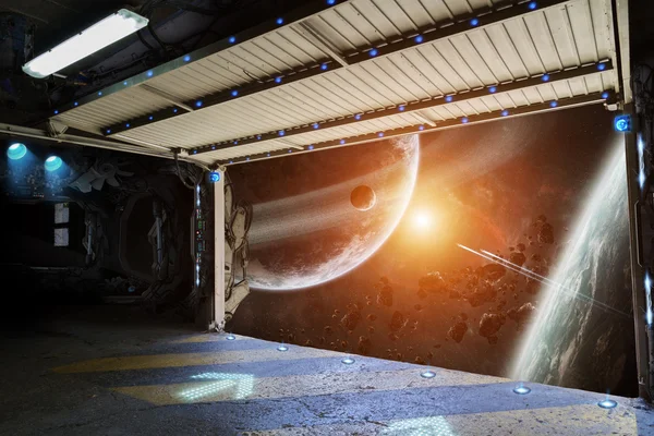 Spaceship door Stock Photos, Royalty Free Spaceship door Images ...