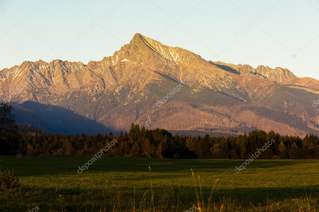 Krivan hora, vysoke tatry (Vysoké Tatry), Slovensko — Stock Fotografie ...