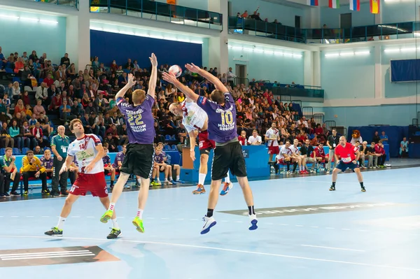 Handball players – Stock Editorial Photo © toxawww #84092556