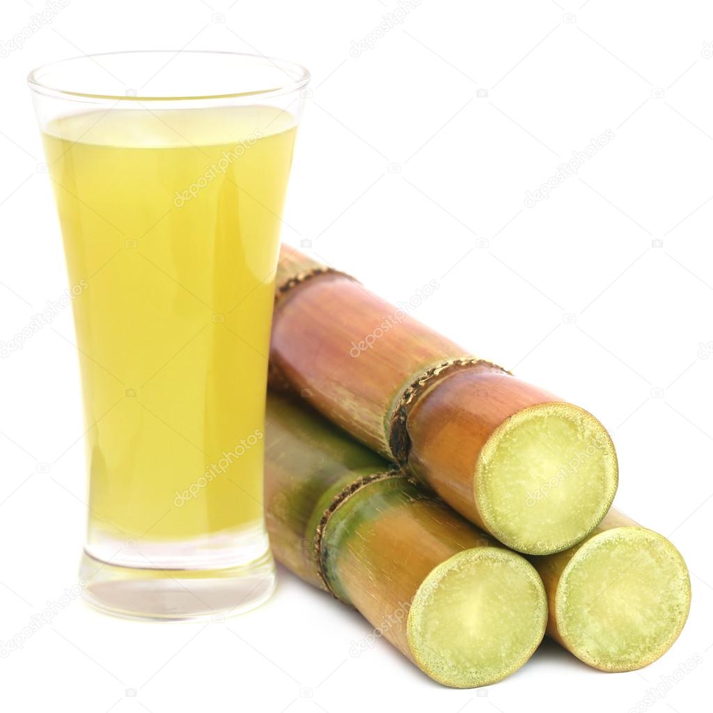 Juice with pieces of sugarcane Stock Photo by ©bdspn74 100206100