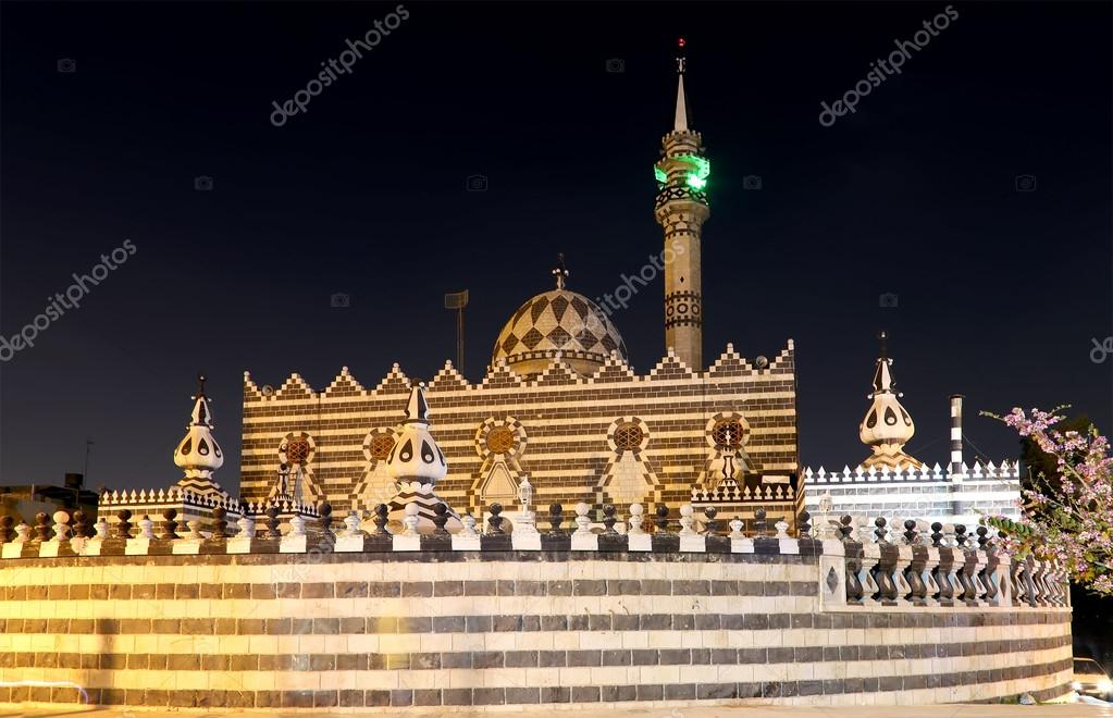 Mezquita Abu Darweesh Ammán (por la noche), Jordania. Fue construido en ...
