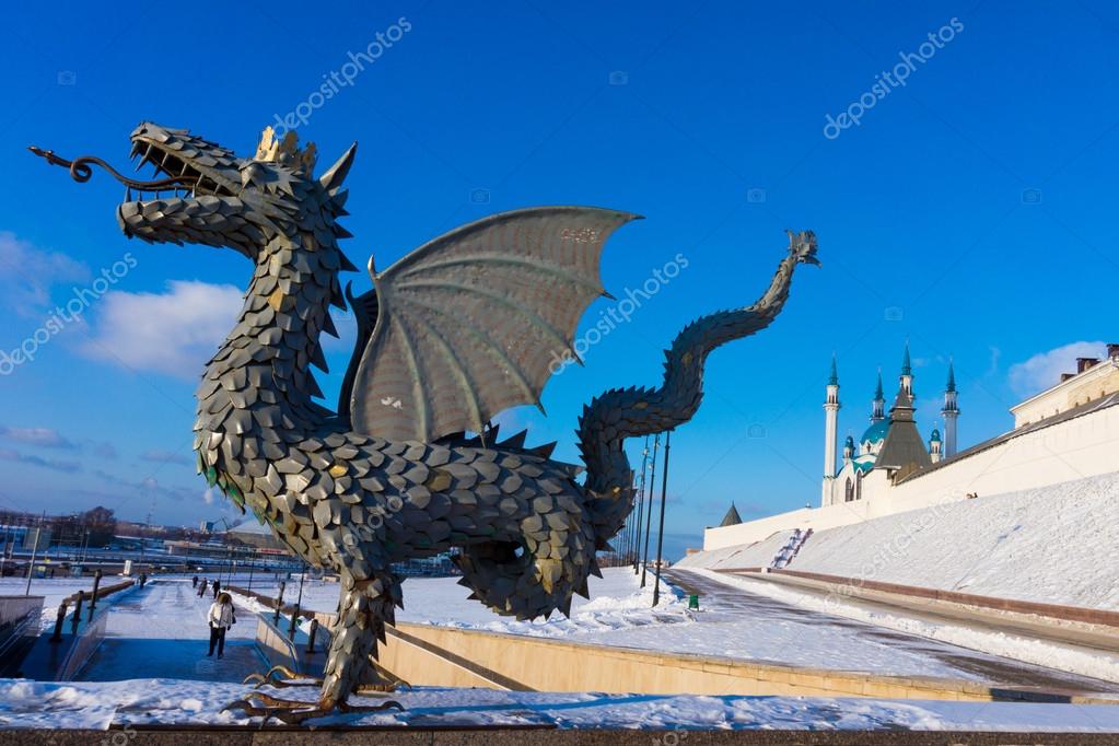 Kazan Kremlin y dragón Zilant 2024