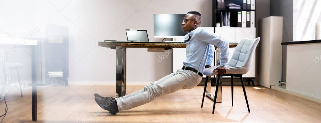 Tricep dip chair Stock Photos, Royalty Free Tricep dip chair Images ...