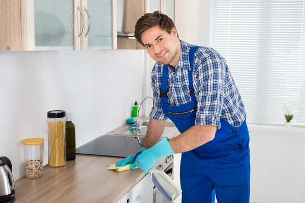 Countertop cleaning Stock Photos, Royalty Free Countertop cleaning ...