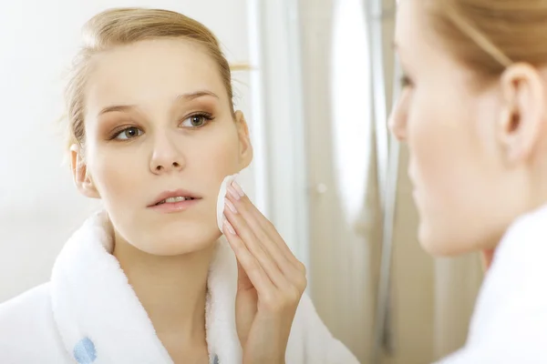 Skincare products Stock Photos, Royalty Free Skincare products Images ...