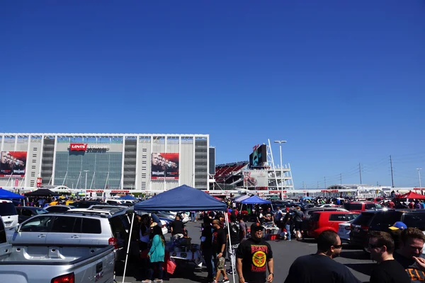 Tailgating Stock Photos, Royalty Free Tailgating Images | Depositphotos