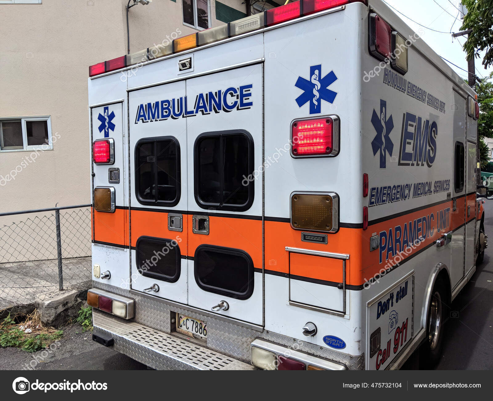 Honolulu May 2018 Emergency Medical Services Paramedic Unit Ambulance ...