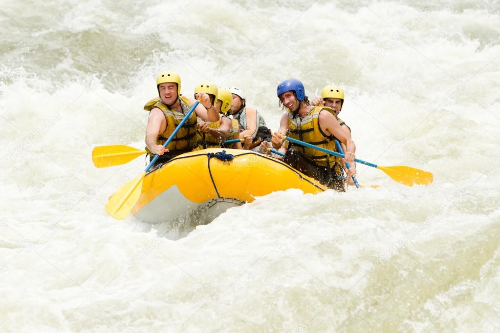Rafting Sungai Whitewater — Foto Stok © ammmit #87801648