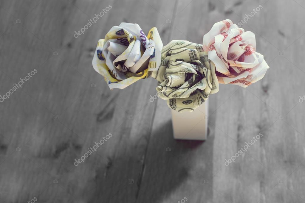 Bouquet flowers of banknotes Stock Photo by ©Shell114 67055853