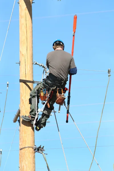 Electrical lineman Stock Photos, Royalty Free Electrical lineman Images ...