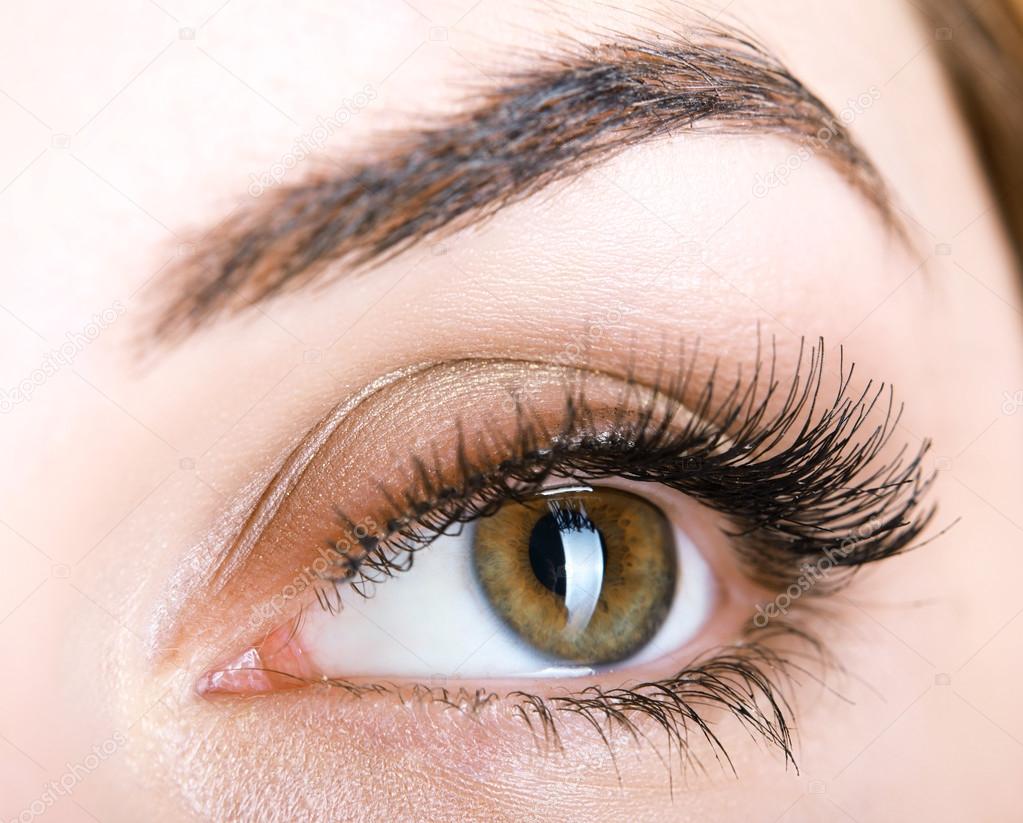 Eye with long eyelashes Stock Photo by ©lenanet 119686406