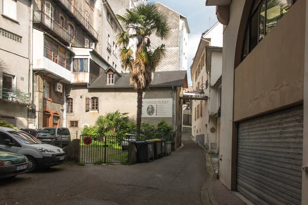 La construcción de la fábrica de Boly, en la que Bernadette Soubirous ...