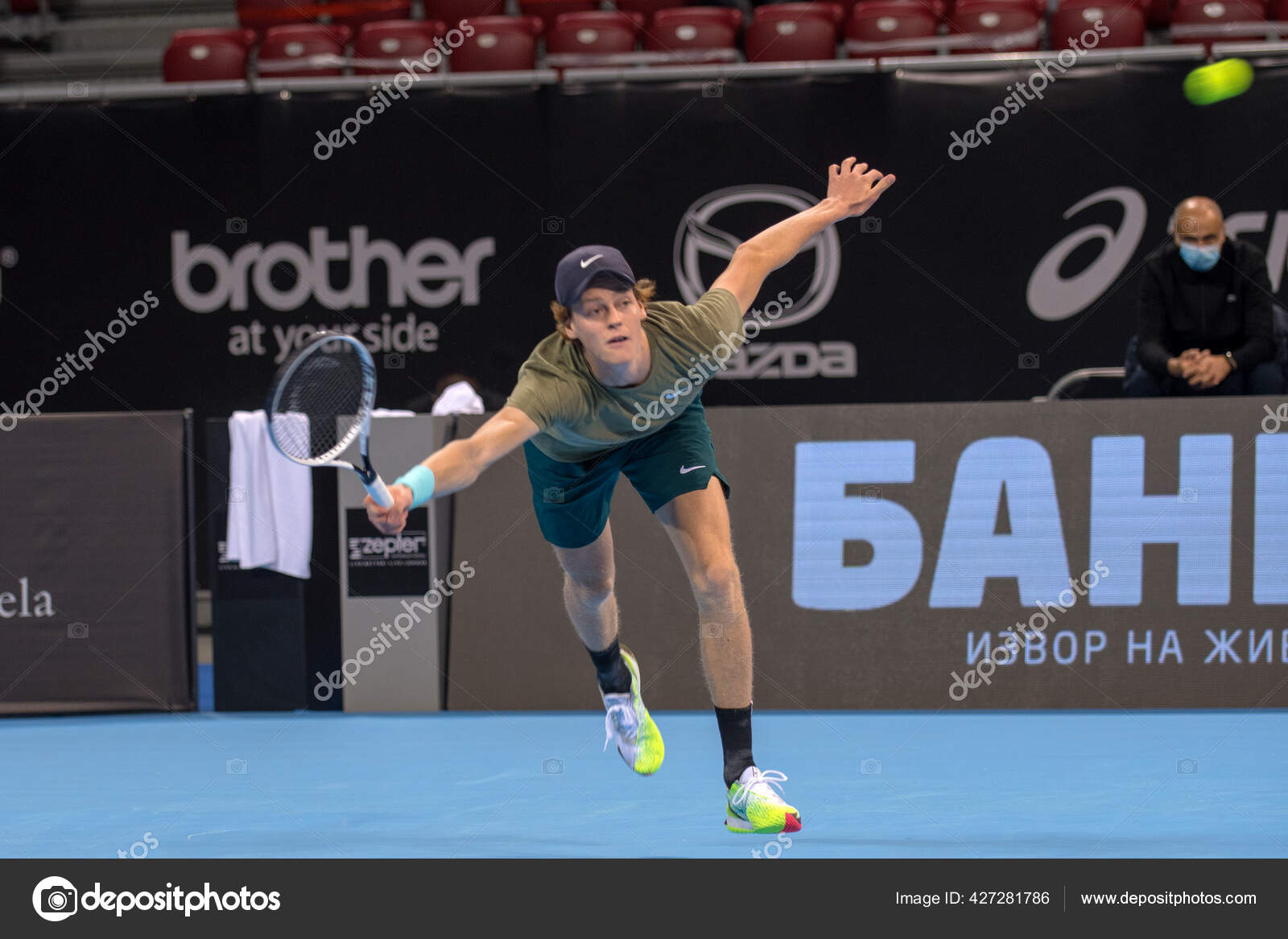 Sofia November 2020 Jannik Sinner Ita Plays Atp Sofia Open — Stock Editorial Photo © enduro ...