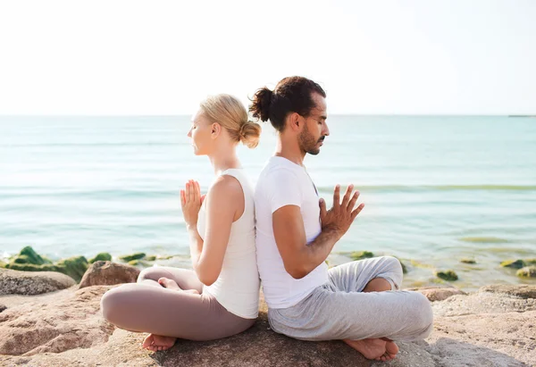 Couple yoga Stock Photos, Royalty Free Couple yoga Images | Depositphotos