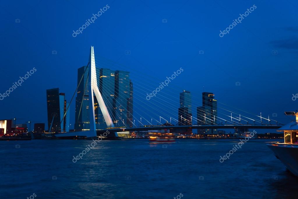 Erasmusbrug bridge view at night in Rotterdam — Stock Editorial Photo ...