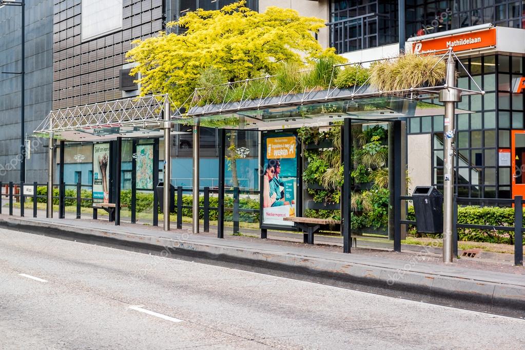 아인트호벤 녹색 버스 정류장 – 스톡 사설전용 사진 © amoklv #81520372