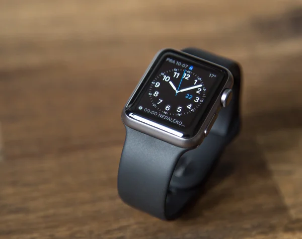 Close-up of Apple Watch. – Stock Editorial Photo © Kesu01 #76639843